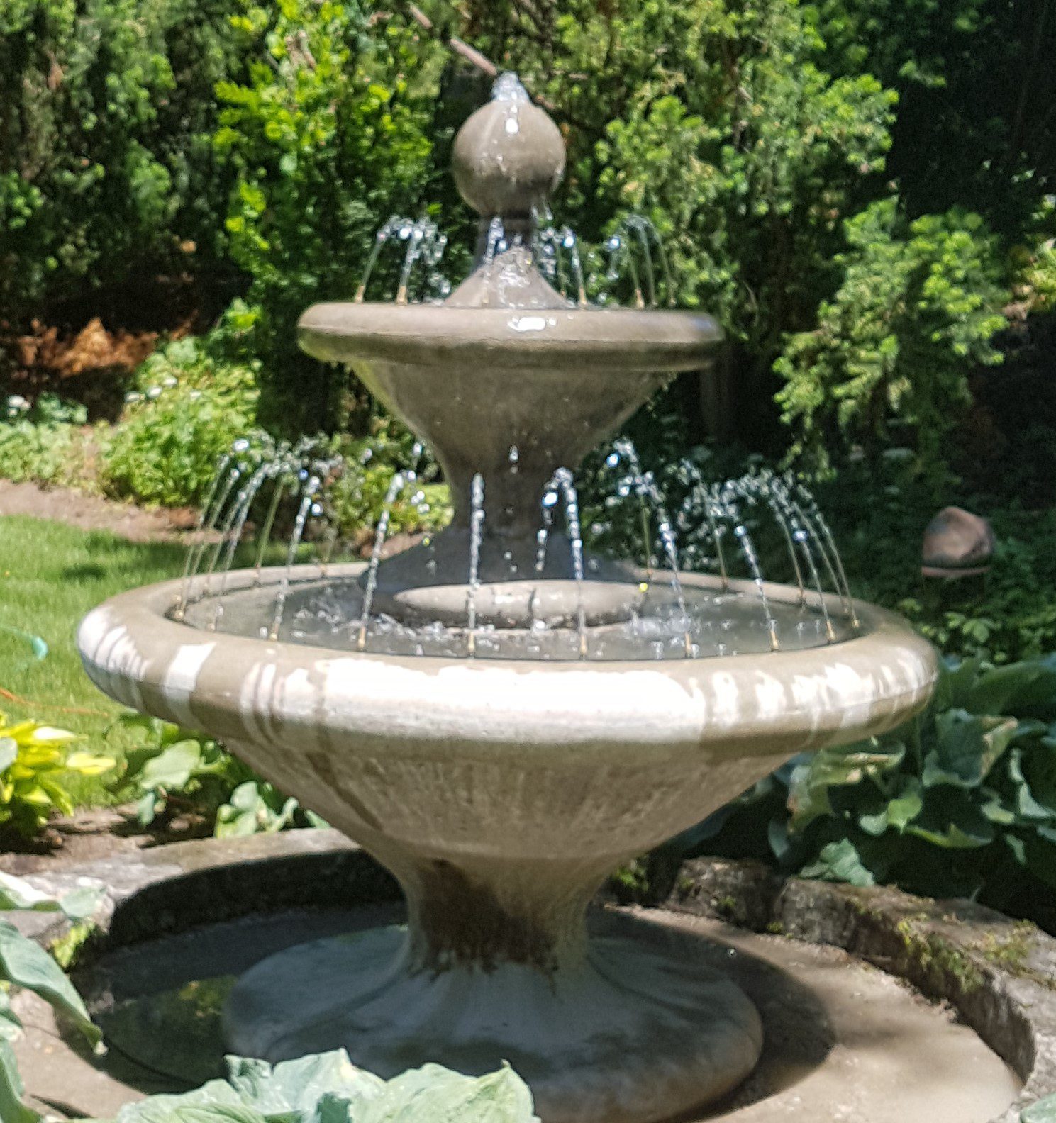 Large Display Fountains | Bernardi PrecastBernardi Precast